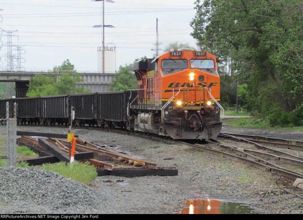 BNSF 7637